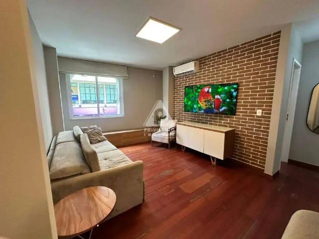 Apartamento para Venda em Rio de Janeiro/RJ Copacabana 2 Quartos