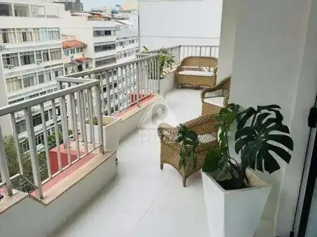 Apartamento para Venda em Rio de Janeiro/RJ Copacabana 2 Quartos