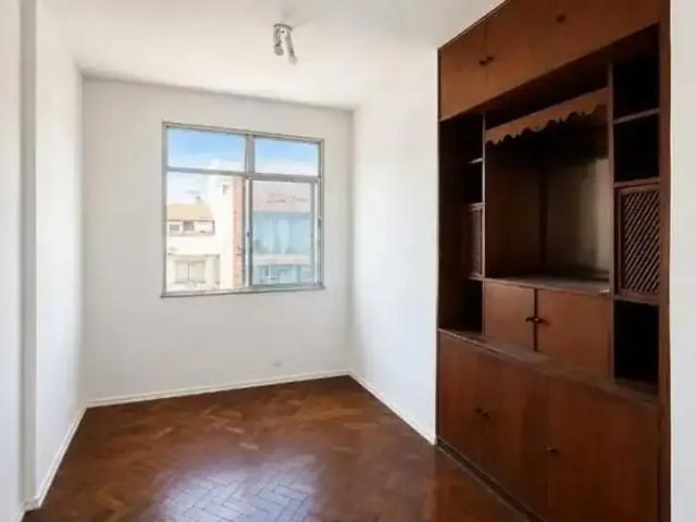 Apartamento para Venda em Rio de Janeiro/RJ Copacabana 2 Quartos