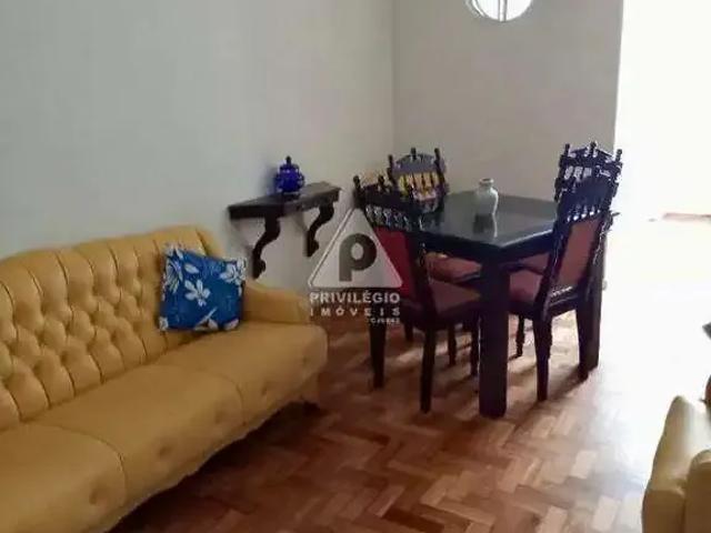 Apartamento para Venda em Rio de Janeiro/RJ Copacabana 2 Quartos
