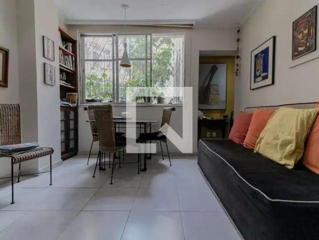 Apartamento para Venda em Rio de Janeiro/RJ Copacabana 2 Quartos