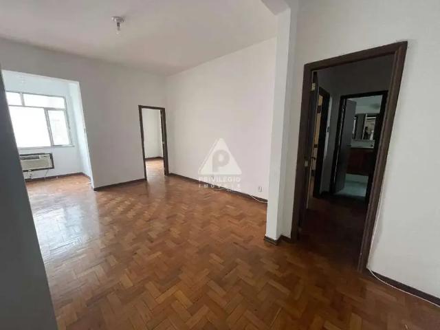 Apartamento para Venda em Rio de Janeiro/RJ Copacabana 2 Quartos