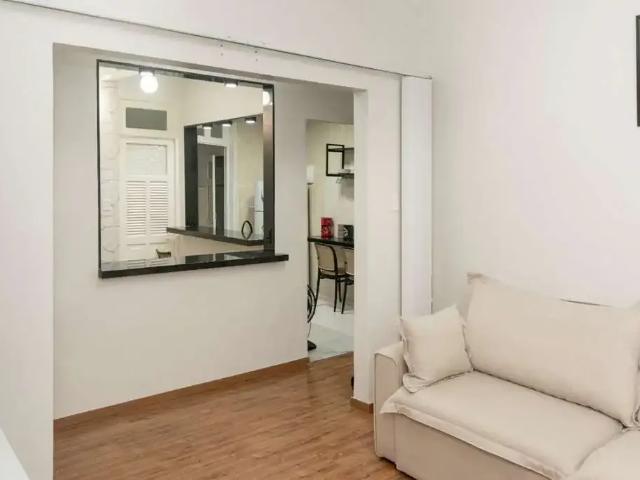 Apartamento para Venda em Rio de Janeiro/RJ Copacabana 2 Quartos