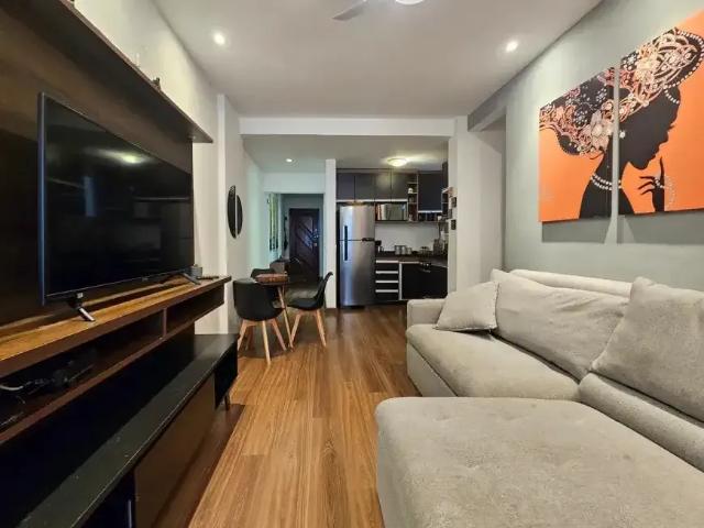 Apartamento para Venda em Rio de Janeiro/RJ Copacabana 2 Quartos