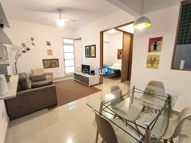 Apartamento para Venda em Rio de Janeiro/RJ Copacabana 2 Quartos