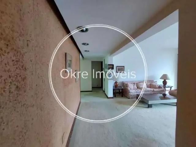 Apartamento para Venda em Rio de Janeiro/RJ Copacabana 2 Quartos
