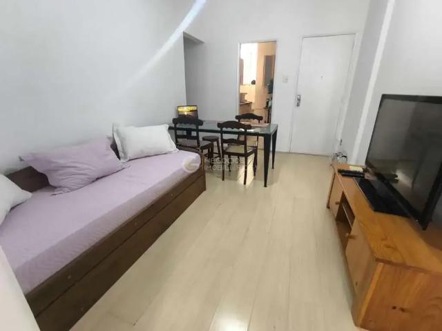 Apartamento para Venda em Rio de Janeiro/RJ Copacabana 2 Quartos