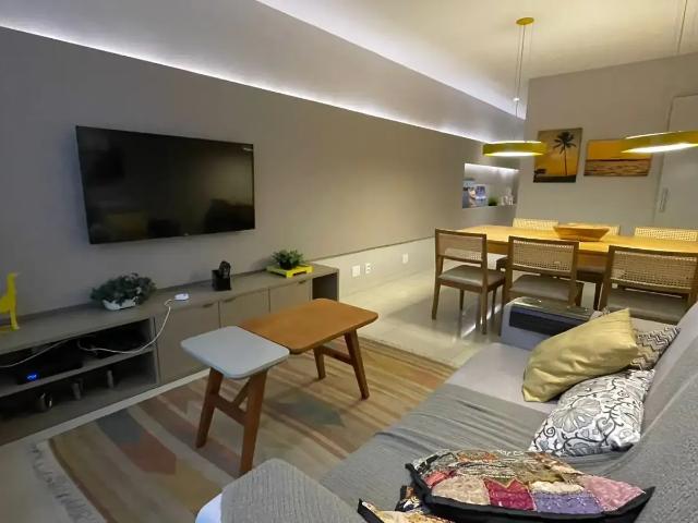 Apartamento para Venda em Rio de Janeiro/RJ Copacabana 2 Quartos