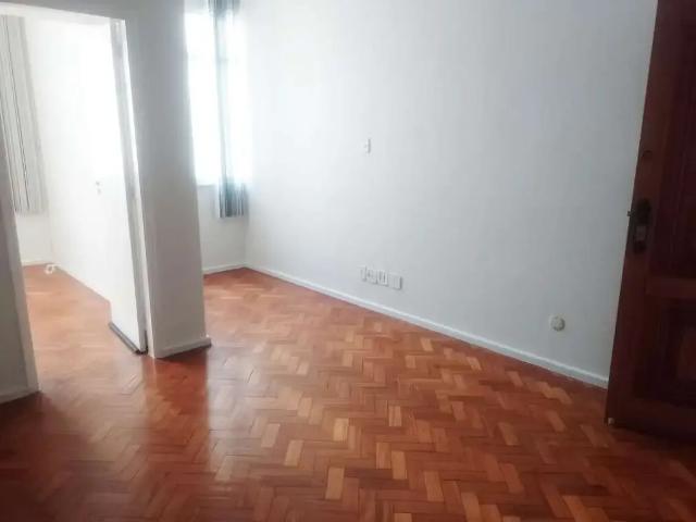 Apartamento para Venda em Rio de Janeiro/RJ Copacabana 2 Quartos