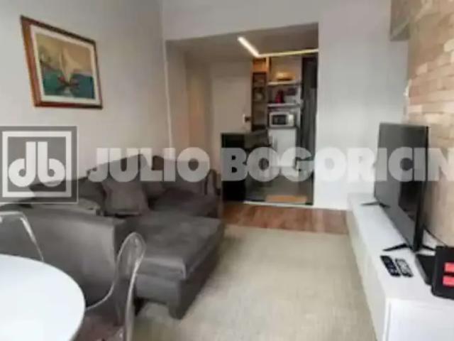 Apartamento para Venda em Rio de Janeiro/RJ Copacabana 2 Quartos