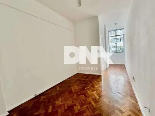 Apartamento para Venda em Rio de Janeiro/RJ Copacabana 2 Quartos