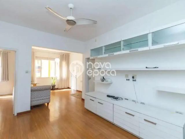 Apartamento para Venda em Rio de Janeiro/RJ Copacabana 2 Quartos