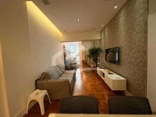 Apartamento para Venda em Rio de Janeiro/RJ Copacabana 2 Quartos