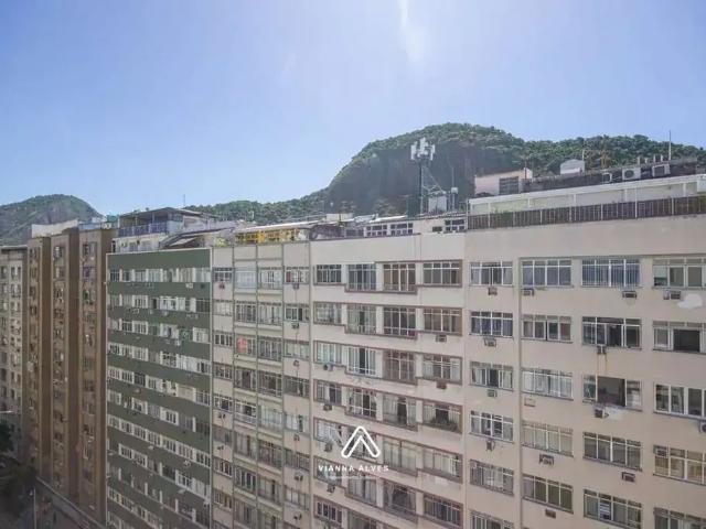 Apartamento para Venda em Rio de Janeiro/RJ Copacabana 2 Quartos