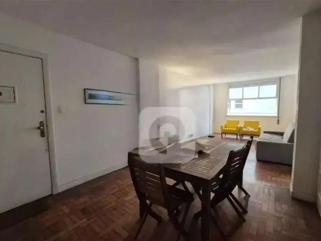 Apartamento para Venda em Rio de Janeiro/RJ Copacabana 2 Quartos
