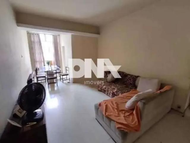 Apartamento para Venda em Rio de Janeiro/RJ Copacabana 2 Quartos