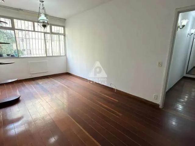 Apartamento para Venda em Rio de Janeiro/RJ Copacabana 2 Quartos