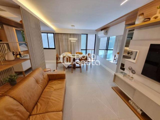 Apartamento para Venda em Rio de Janeiro/RJ Copacabana 2 Quartos