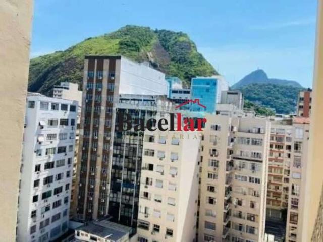 Apartamento para Venda em Rio de Janeiro/RJ Copacabana 2 Quartos