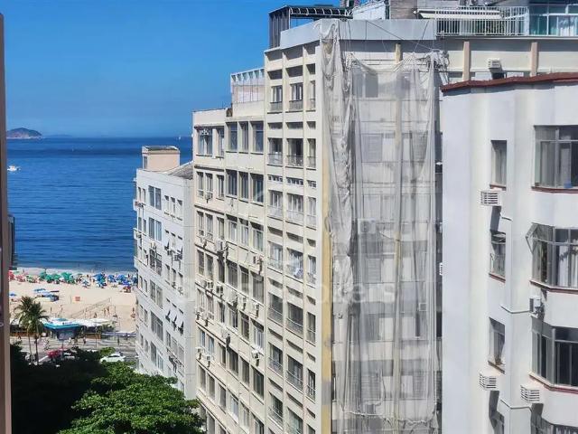Apartamento para Venda em Rio de Janeiro/RJ Copacabana 2 Quartos