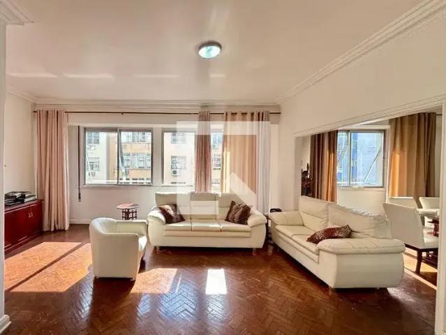 Apartamento para Venda em Rio de Janeiro/RJ Copacabana 2 Quartos