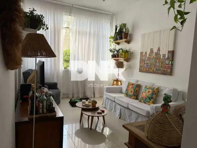 Apartamento para Venda em Rio de Janeiro/RJ Copacabana 2 Quartos