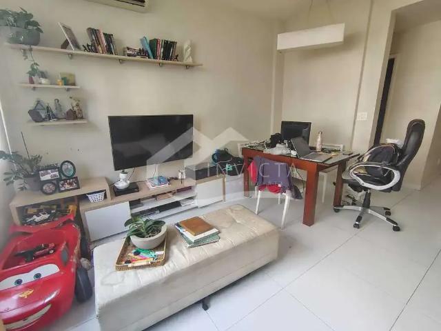 Apartamento para Venda em Rio de Janeiro/RJ Copacabana 2 Quartos