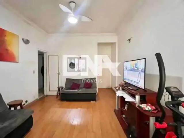 Apartamento para Venda em Rio de Janeiro/RJ Copacabana 2 Quartos