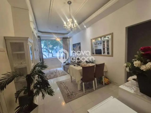 Apartamento para Venda em Rio de Janeiro/RJ Copacabana 2 Quartos