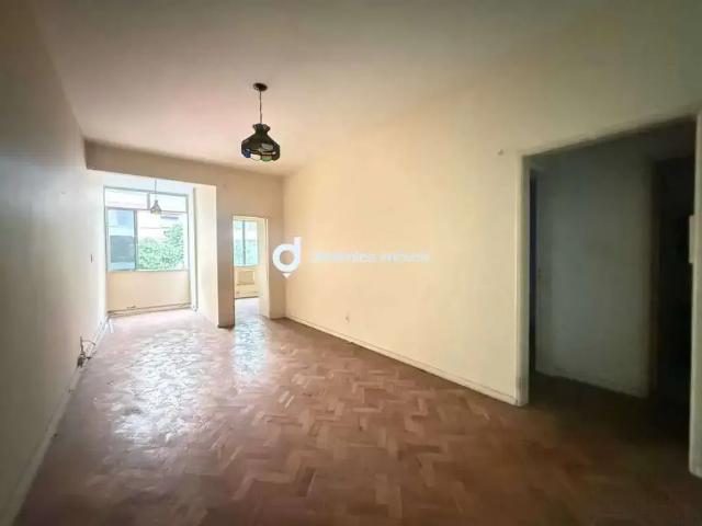 Apartamento para Venda em Rio de Janeiro/RJ Copacabana 2 Quartos