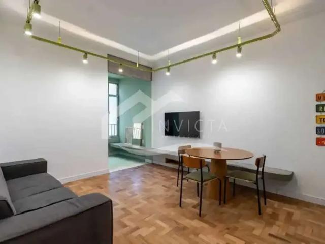 Apartamento para Venda em Rio de Janeiro/RJ Copacabana 2 Quartos