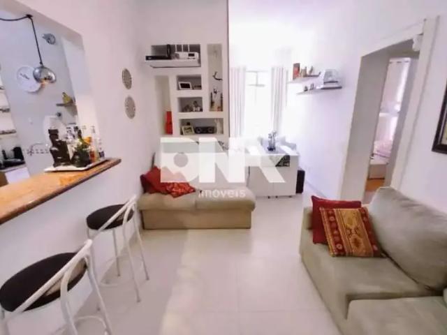 Apartamento para Venda em Rio de Janeiro/RJ Copacabana 2 Quartos