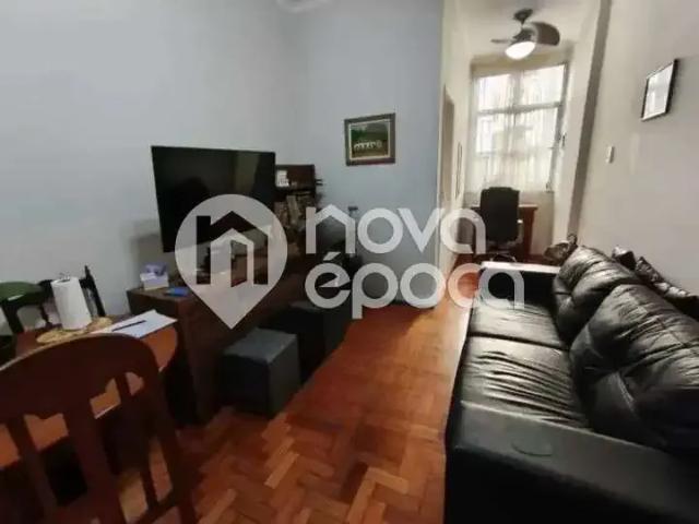 Apartamento para Venda em Rio de Janeiro/RJ Copacabana 2 Quartos