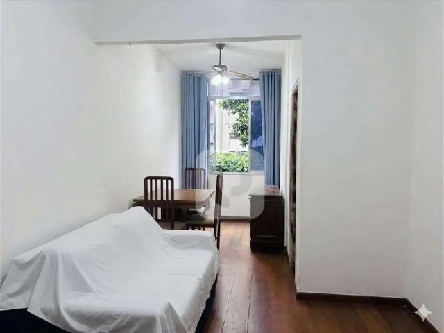 Apartamento para Venda em Rio de Janeiro/RJ Copacabana 2 Quartos