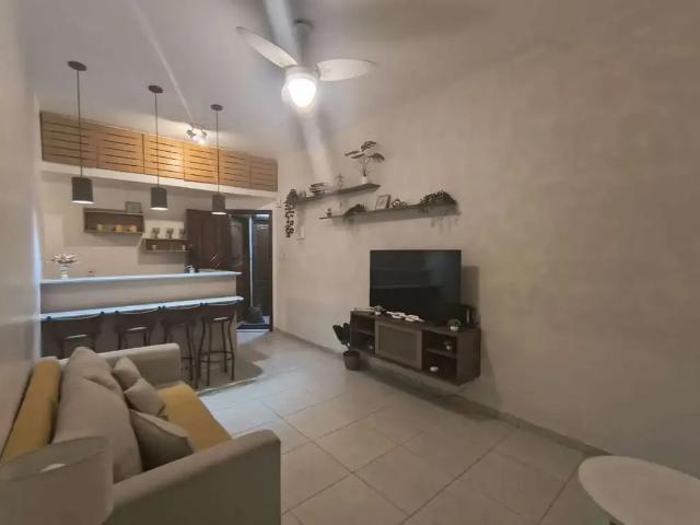 Apartamento para Venda em Rio de Janeiro/RJ Copacabana 2 Quartos