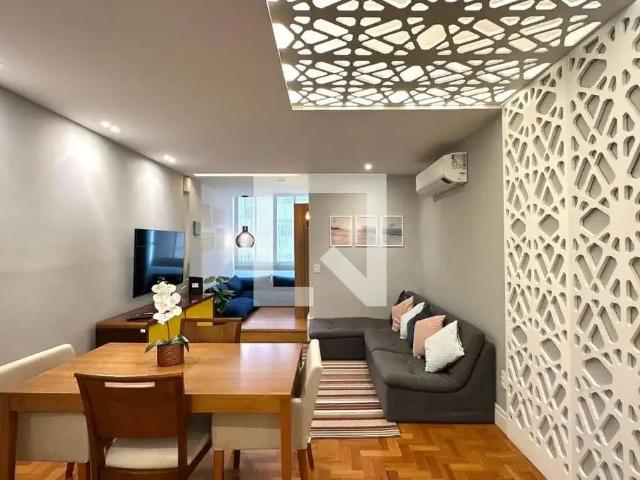 Apartamento para Venda em Rio de Janeiro/RJ Copacabana 2 Quartos