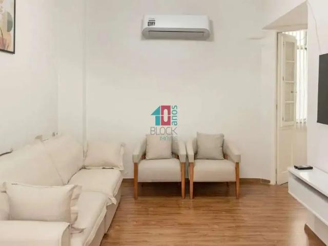 Apartamento para Venda em Rio de Janeiro/RJ Copacabana 2 Quartos