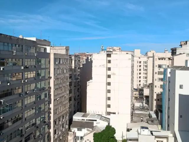 Apartamento para Venda em Rio de Janeiro/RJ Copacabana 2 Quartos