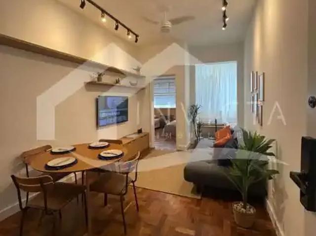 Apartamento para Venda em Rio de Janeiro/RJ Copacabana 2 Quartos