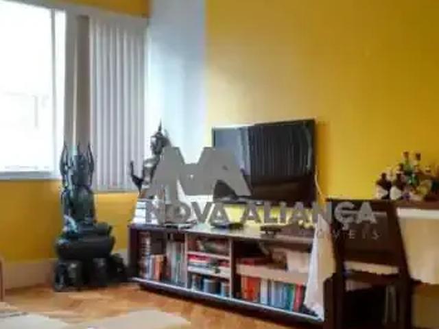Apartamento para Venda em Rio de Janeiro/RJ Copacabana 2 Quartos