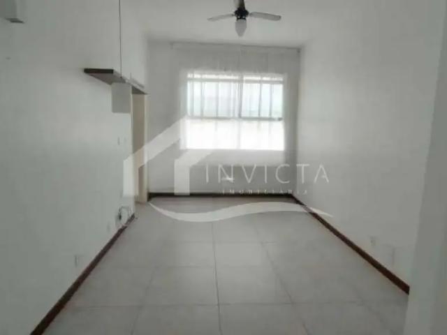 Apartamento para Venda em Rio de Janeiro/RJ Copacabana 2 Quartos