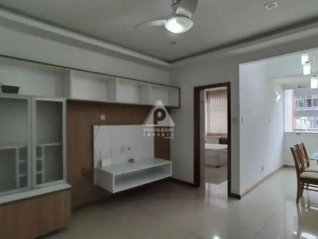 Apartamento para Venda em Rio de Janeiro/RJ Copacabana 2 Quartos