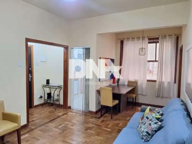 Apartamento para Venda em Rio de Janeiro/RJ Copacabana 2 Quartos