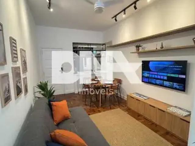 Apartamento para Venda em Rio de Janeiro/RJ Copacabana 2 Quartos