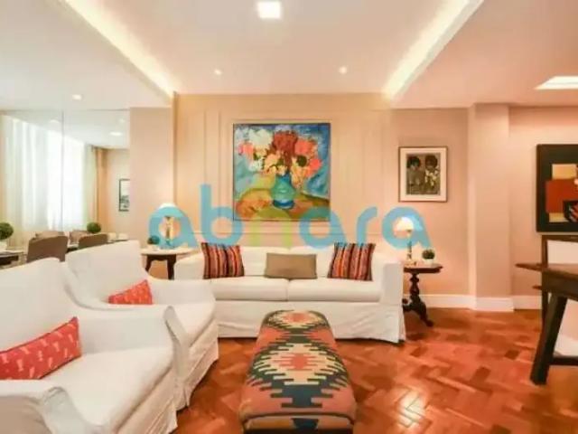 Apartamento para Venda em Rio de Janeiro/RJ Copacabana 2 Quartos
