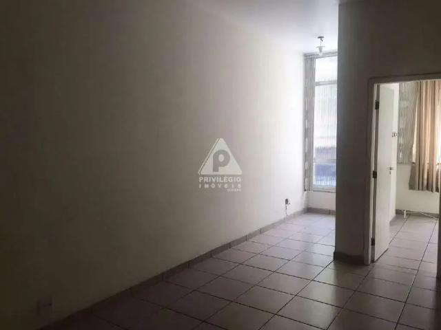 Apartamento para Venda em Rio de Janeiro/RJ Copacabana 2 Quartos
