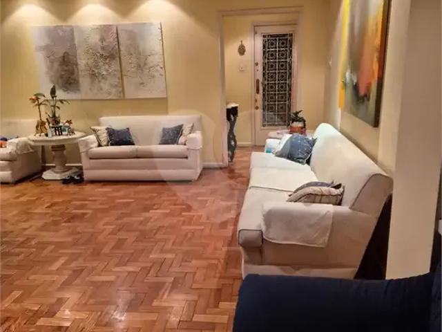 Apartamento para Venda em Rio de Janeiro/RJ Copacabana 2 Quartos