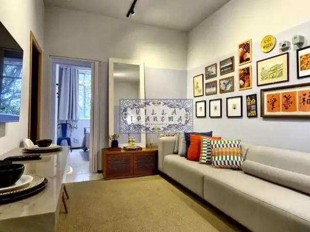 Apartamento para Venda em Rio de Janeiro/RJ Copacabana 2 Quartos