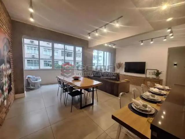 Apartamento para Venda em Rio de Janeiro/RJ Copacabana 2 Quartos