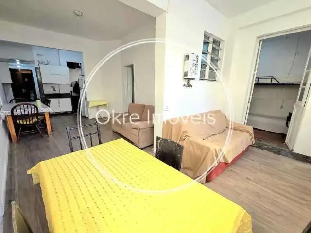 Apartamento para Venda em Rio de Janeiro/RJ Copacabana 2 Quartos
